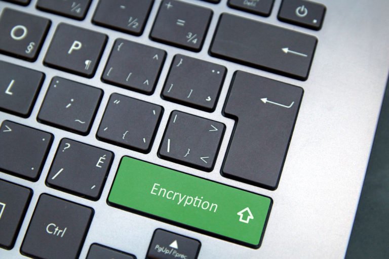 To break Encryption, or not: that is the question - The Dialogue